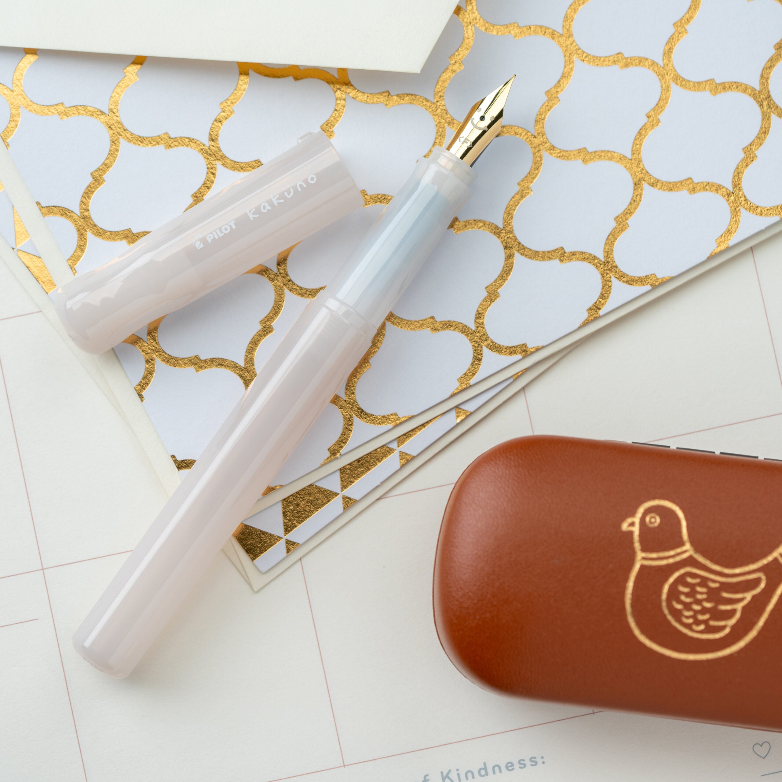 Pilot Kakuno Madoromi Fountain Pen - Cumulus White - Pen Realm